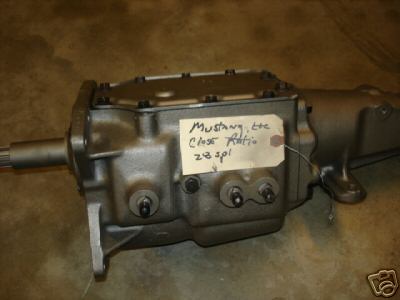 Ford-Toploader-4-speed-transmission-mustang-cougar